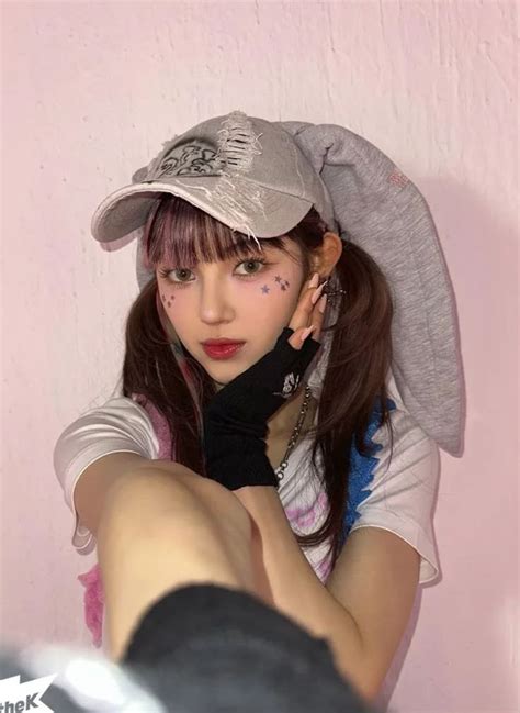 Pin By ☁️kltim☁️ On Nj Danielle New Jeans Style Girl Kpop Girls