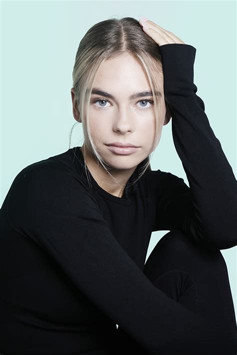 Mischa Ivy Model Folio