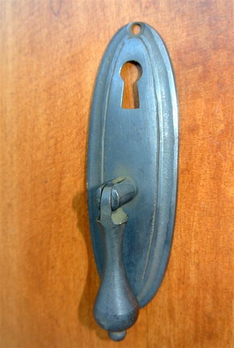 4 Oval Drop Pull Knob Pulls Handles 4 Brass Door Key Hole Vintage Old