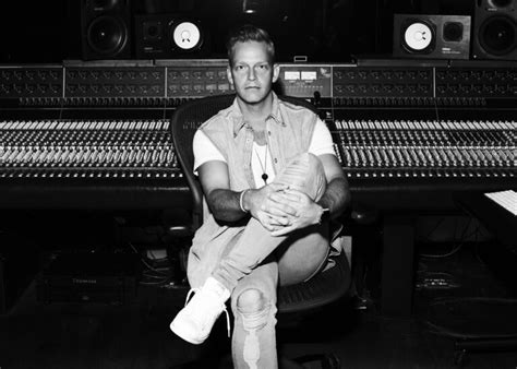 Bernie Herms 2024 • Red Light Management