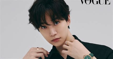 이준호 시계 화보이 눈빛 유죄