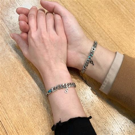 써지컬 체인 이니셜 팬던트 커플 우정 팔찌 아이디어스