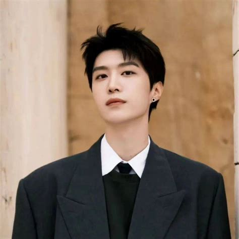 一问一答 向佐郭碧婷，范丞丞，陈好，丁禹兮，张新成李兰迪，离婚综艺男歌手争议节目组营销