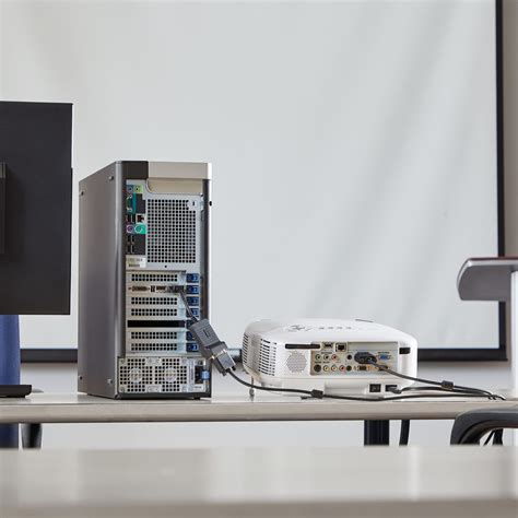 Startech Com DisplayPort To VGA Adapter Active DP To VGA Converter