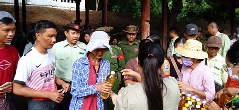 ရွှေဘိုမြို့၌ အခြေခံစားသောက်ကုန်များ သက်သာသောဈေးနှုန်းဖြင့် ရောင်းချပေး