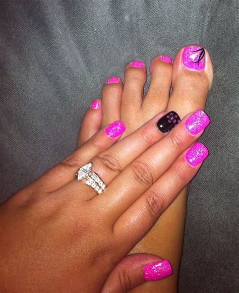 My Cancun Nails China Glaze You Drive Me Coconuts Beach Nail Art