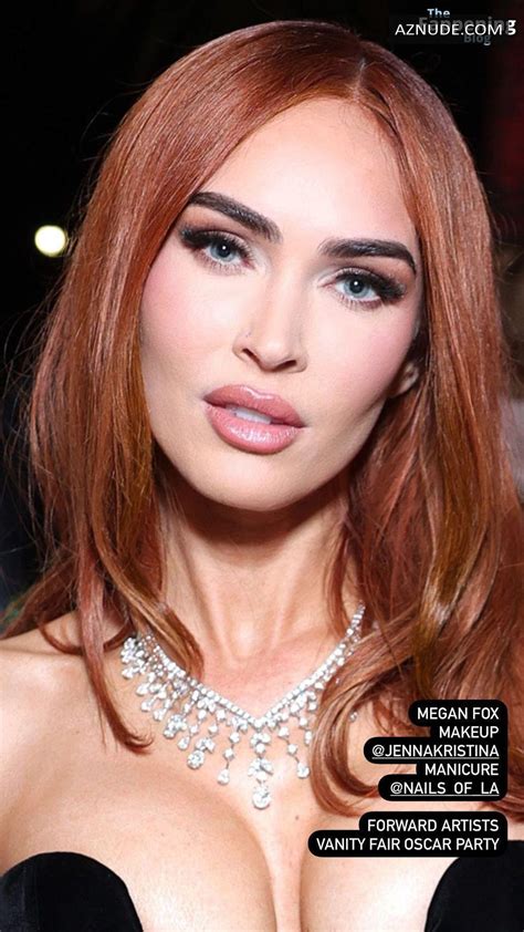 Megan Fox Sexy Shows Off Her Hot Cleavage At The 2023 Vanity Fair Oscar
