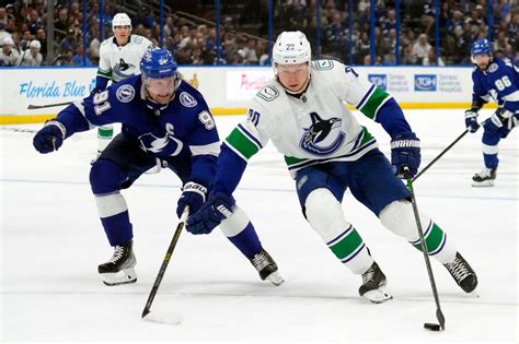 Curtis Lazar Finally Joins Devils For Practice 8 Days After Trade What Took So Long