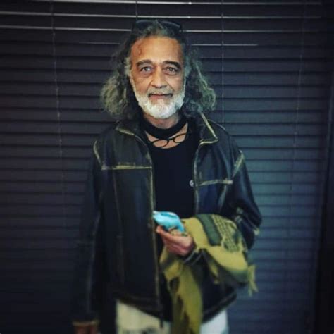 Safarnama Singer Lucky Ali Working In Agriculture Field Read About His