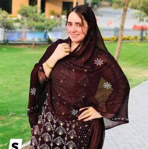 پیارا مخلص،