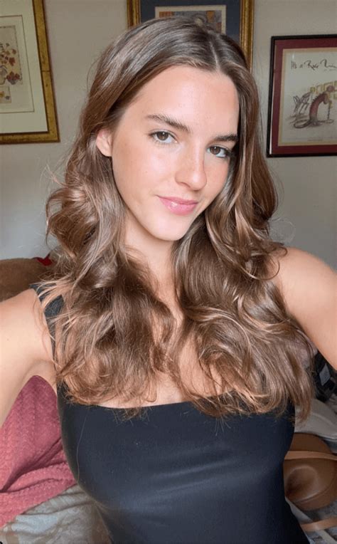 Emily Feld Selfie R Emilyfeldftw