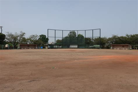 野球場 施設紹介 大曽公園管理事務所