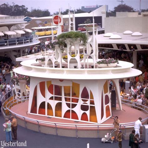 Coca Cola Tomorrowland Terrace At Yesterland Vintage Disneyland