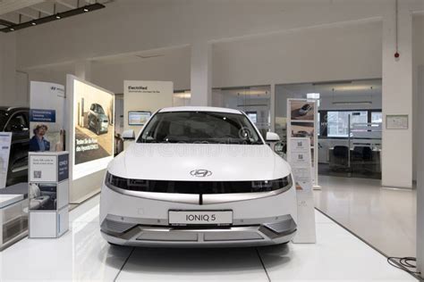 New White Five Door Electric Crossover Hyundai Ioniq 5 Of K2 Class