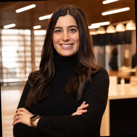 Andrea Mccool Curiebio