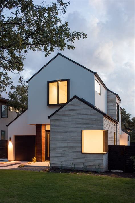 Austin Home By Dick Clark Associates References Surrounding Properties