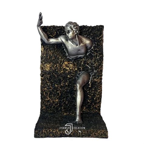 Polyresin Wall Hanging Diwar Man 3 Home Decorative Showpieceshowpiece