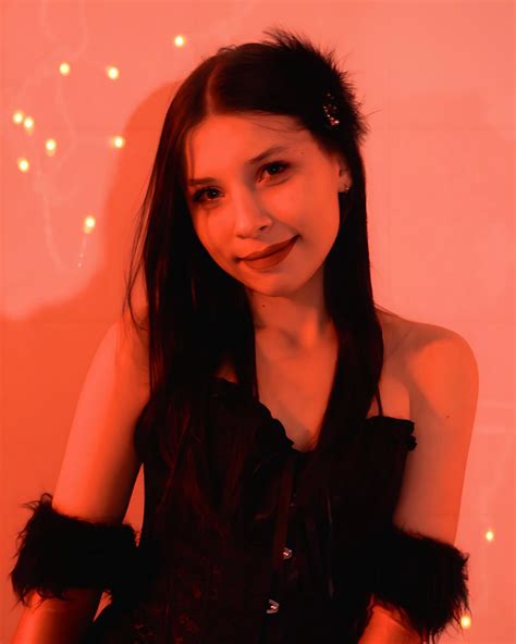 Nyxia Nyxia Coverdance • Instagram Photos And Videos