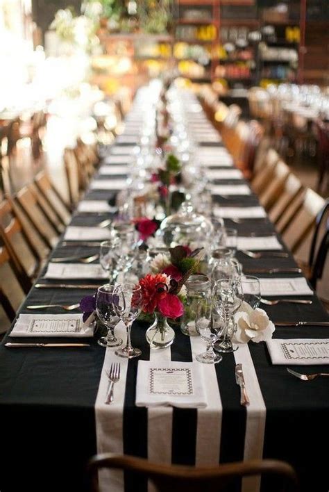 Striped Tablecloths Overlays Table Runners Chair Sashes And Napkins