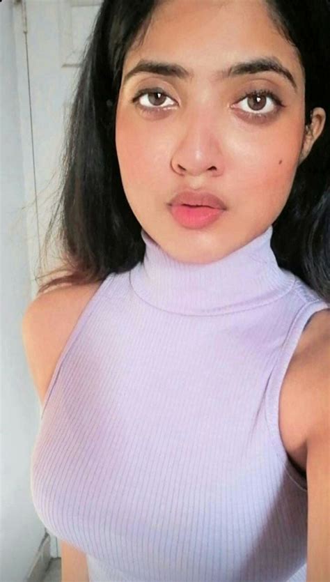 Nandhana R Malluhorny