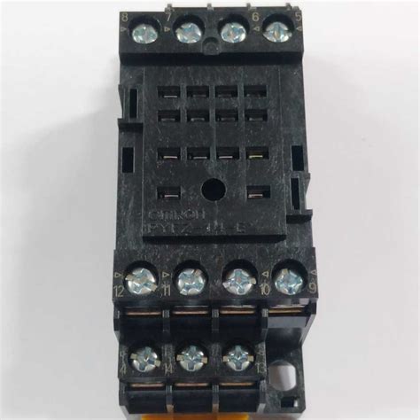 Jual Socket Relay Omron Pyfz 14 E Shopee Indonesia