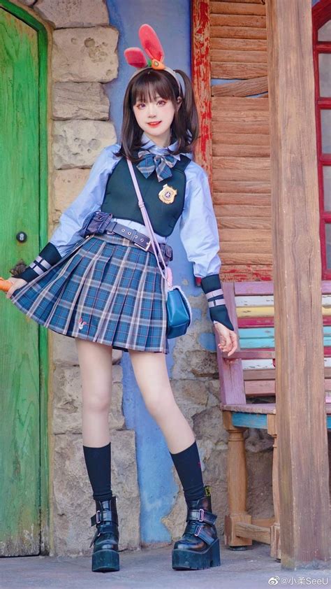 Pin By Mohamed Redwan On 小柔 Seeu Xiao Rou Seeu Cosplay Outfits
