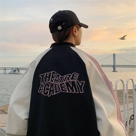 خرید و قیمت سویشرت بیسبالی کیوت از غرفه نابی شاپ آنلاین