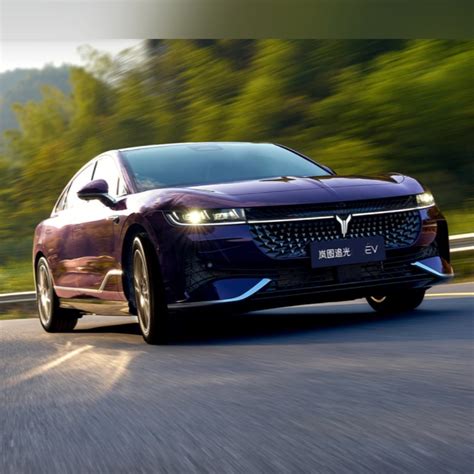 Pure Electric Vehicles Voyah Chasing Light Electric Car For 5 Seater Pure Electric Vehicles