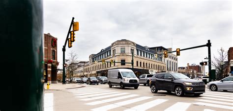 Improving Traffic Signal Timing With A Handful Of Connected Vehicles