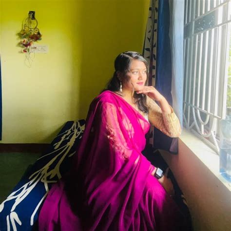 Shrishhh💗 Shrish Relates • Threads Say More