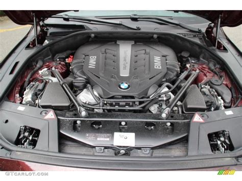 2013 Bmw 5 Series 550i Xdrive Gran Turismo Engine Photos