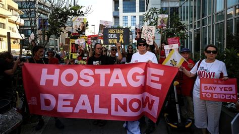 Kropparna Av Sex Gisslan Tillbaka I Israel Pressen ökar På Benjamin