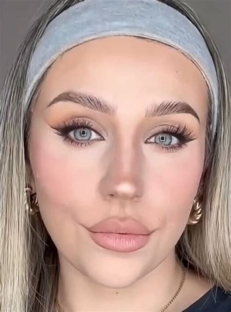 Get The Button Nose Look Using Makeup Upstyle
