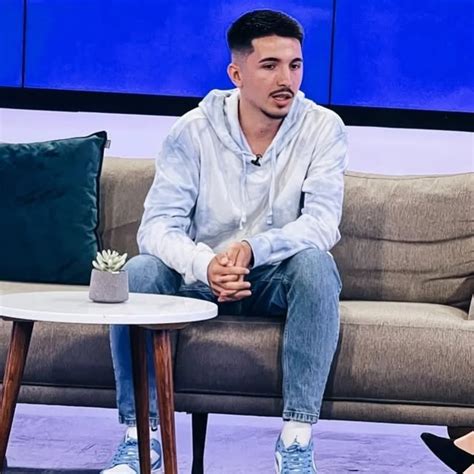 Yllibehlulii • Threads Say More