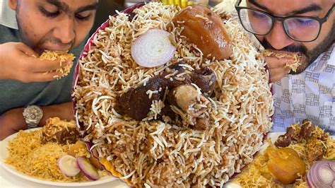 Eating Mutton Biryani At D Bapi Biryani Barrackpore Youtube