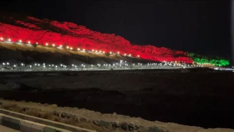 رونمایی از بزرگ‌ترین نورپردازی طولی کشور در کوه خضر نبی قم ایمنا