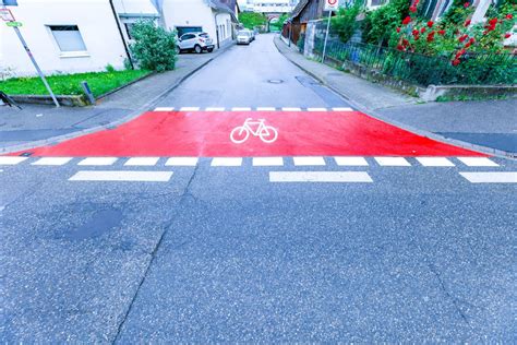 Straßenbahnmarkierung Und Leitungsverlegung