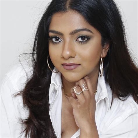 Lihini Dissanayake Youtube