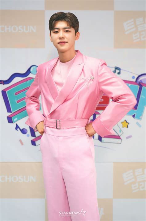 183cm 건장한 가수 박지현 워터밤서 보고 싶은 스타 1위