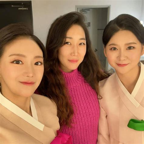 금융투자 Gochaehee Chaeheegoo • Instagram Photos And Videos