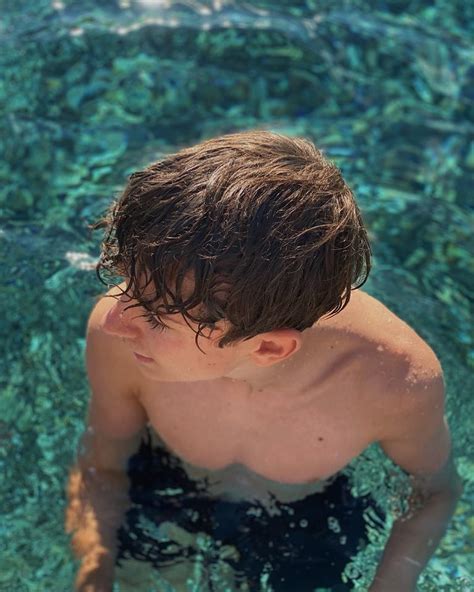 Picture Of Louis Guillaume In General Pictures Louis Guillaume