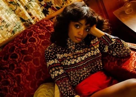 Britti Brilla Con Su Debut Hello Im Britti Ya Disponible En Easy