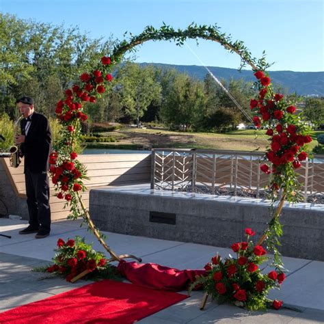 Circle Arch Tahoe Rustic Rentals