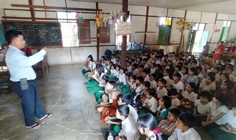 ပေါင်းတည်မြို့နယ် သပြေကုန်းကျေးရွာ အခြေခံပညာမူလတန်းကျောင်း