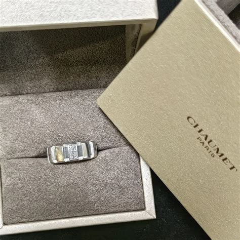 Chaumet Ring With Diamonds Luxury Accessories On Carousell