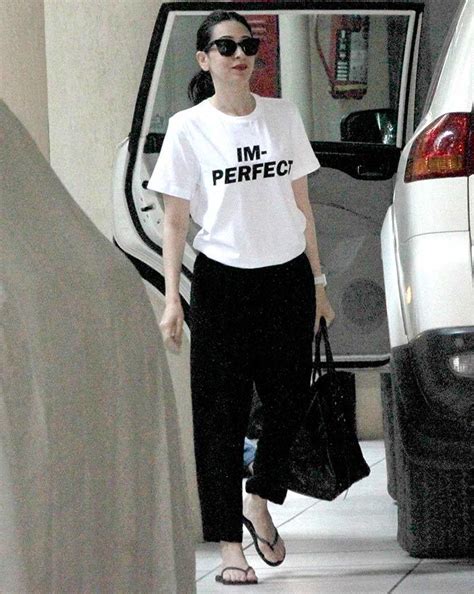 Karisma Kapoors Feet