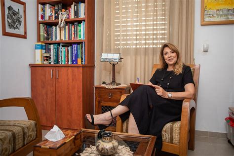 דר מרים פסקין