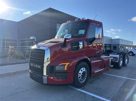 2026 Mack Pioneer 64t Rdo Truck Centers