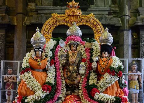 தமிழர்கள் கொண்டாடும் ஆடி கிருத்திகை சிக்கல்கள் தீர இப்படி