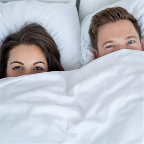 Are You Good In Bed 5 Indications She Gives You About Your Bad Performance